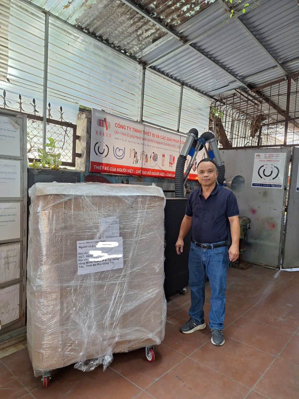 Giao tủ sấy que hàn 200kg - 500 độ C